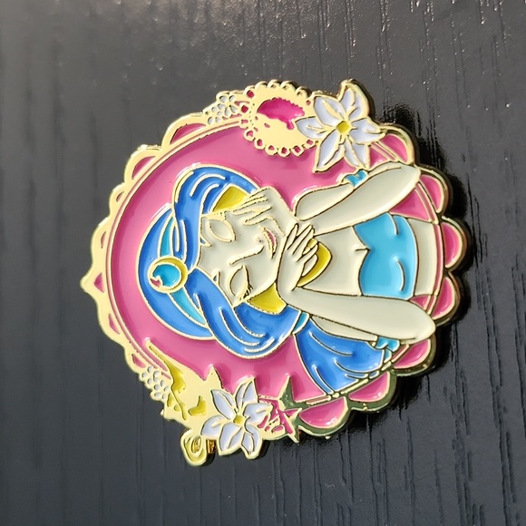 Disney | Jewelry | Disneys Aladdin Princess Jasmine Inspired Enamel Pin ...
